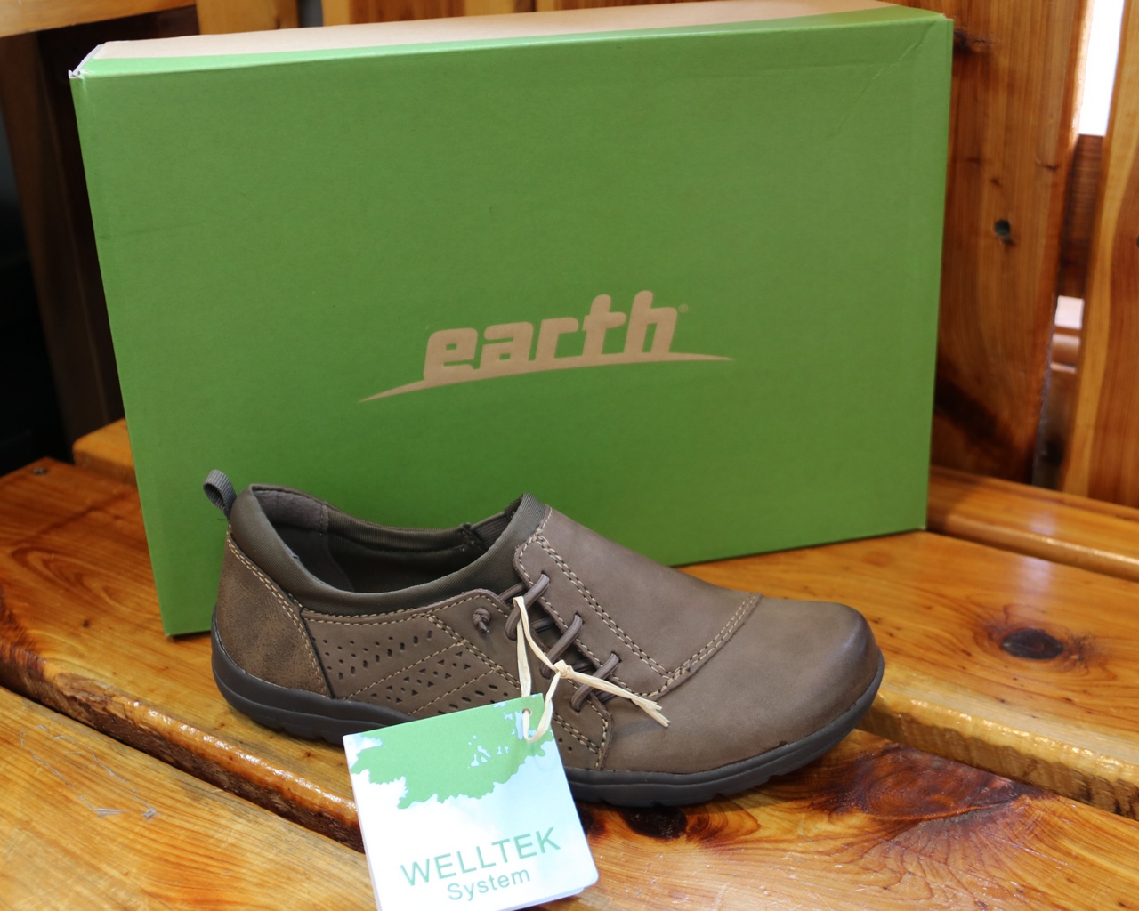 Earth Shoes for Women | Below Suggested Retail Price