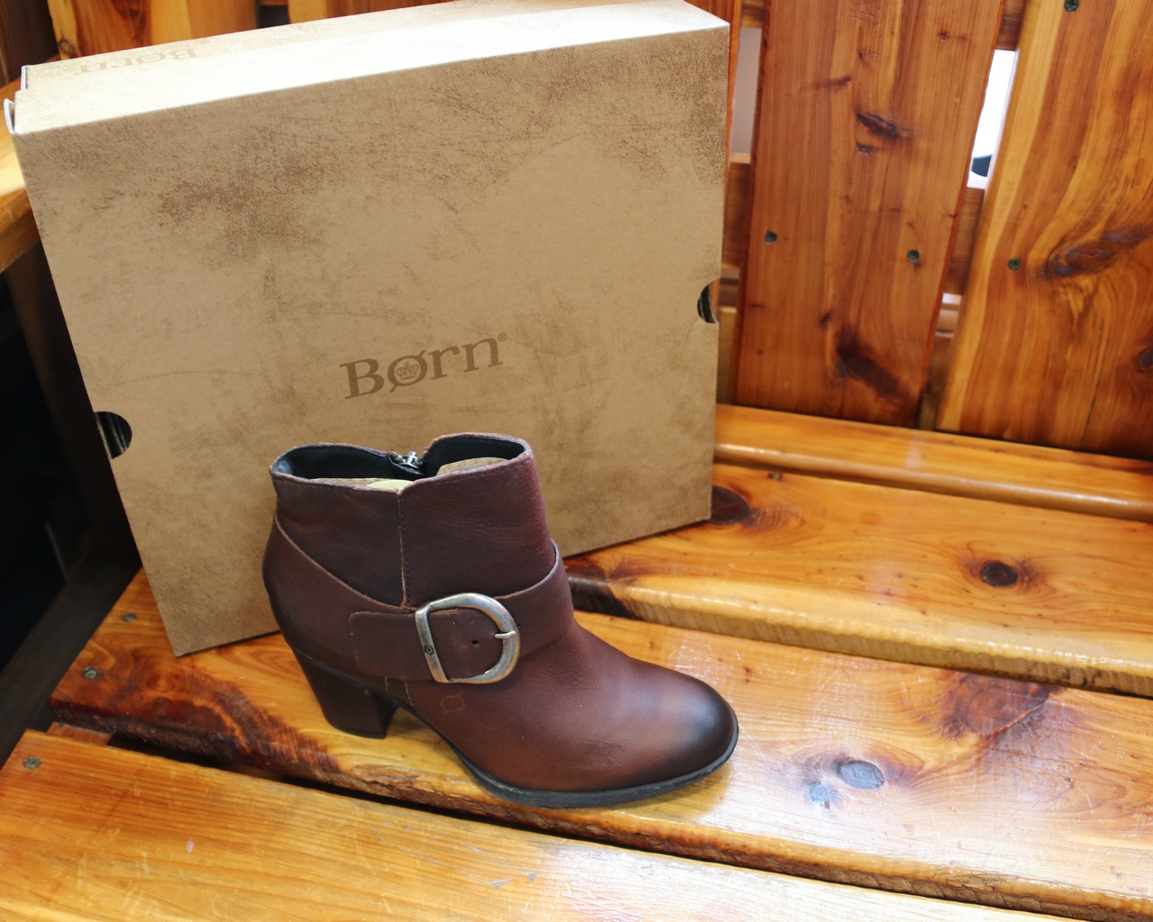 Born Shoes & Sandals Footwear for Women